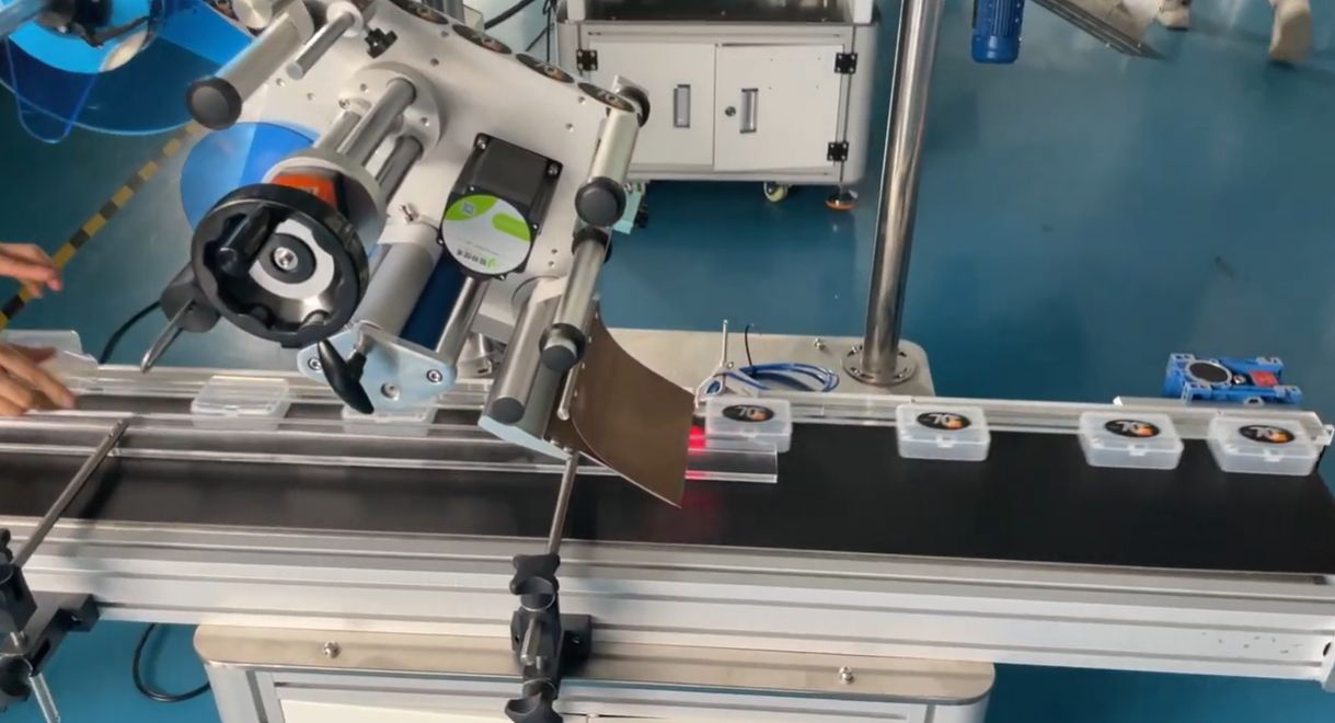 Carton labeling machine-Box labeling machine-Sticker labeling machine